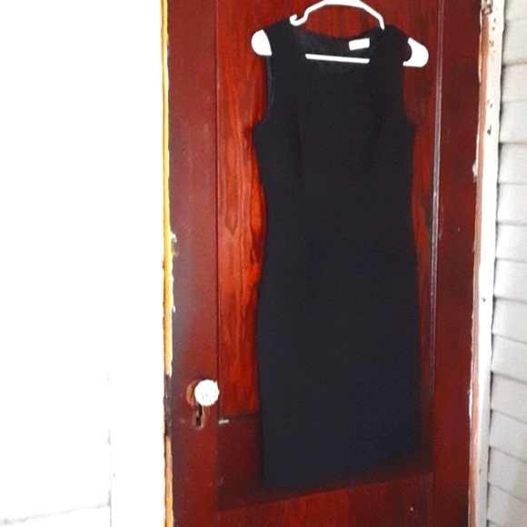 Calvin Klein | Dresses | Calvin Klein Sz 6 Pit 6 Inches Sleeveless Lbd ...